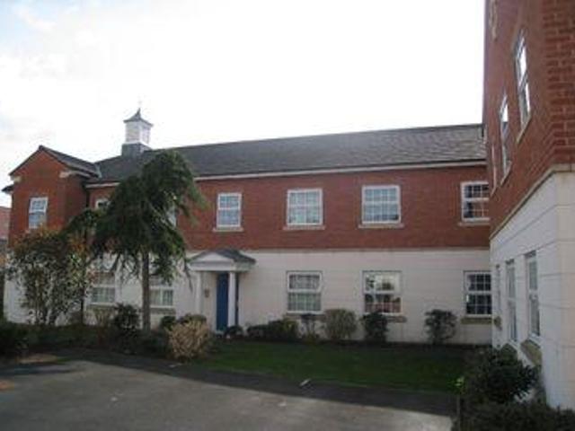 2 Bedrooms Flat for rent in Oxford Mews, Buckshaw Village, Chorley PR7