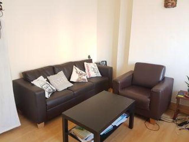 2 Bedrooms Flat for rent in Oxford Street, London N4