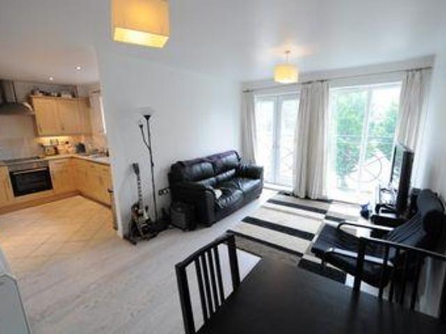 2 Bedrooms Flat for rent in Loughborough Road, West Bridgford, Nottingham NG2