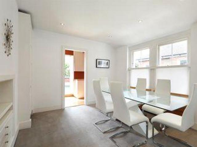 2 Bedrooms Flat for rent in Louisville Road, London SW17