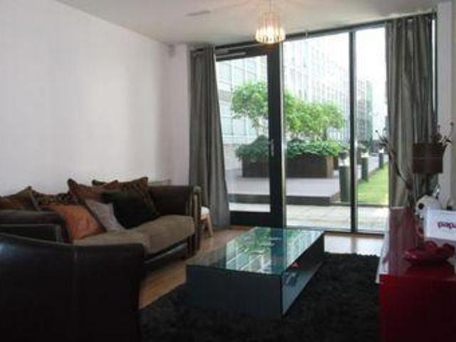 2 Bedrooms Flat for rent in Lovell House, Leeds LS7