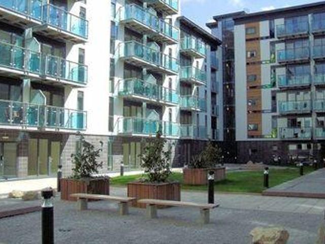 2 Bedrooms Flat for rent in Lovell House, Skinner Lane, Leeds LS7