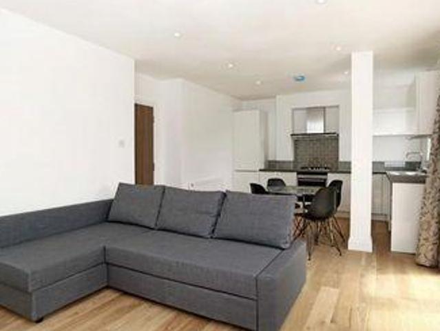 2 Bedrooms Flat for rent in Loveridge Road, London NW6