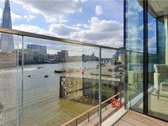 2 Bedrooms Flat for rent in Lower Thames Street, Tower Hill EC3R