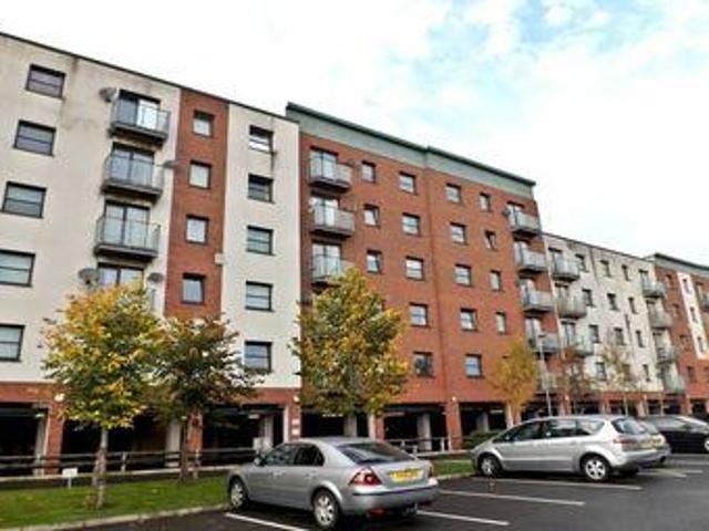 2 Bedrooms Flat for rent in Lowerhall Street, St Helens WA10