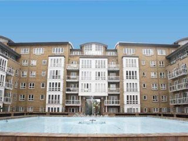 2 Bedrooms Flat for rent in Lockes Wharf, Canary Wharf E14