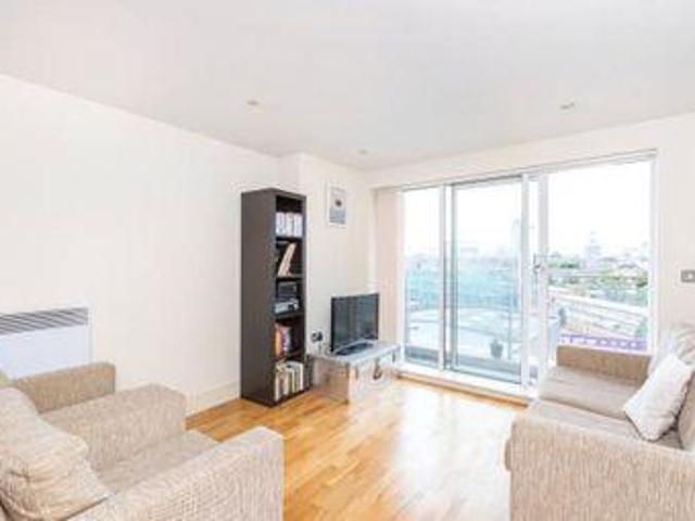 2 Bedrooms Flat for rent in Long Lane, London SE1