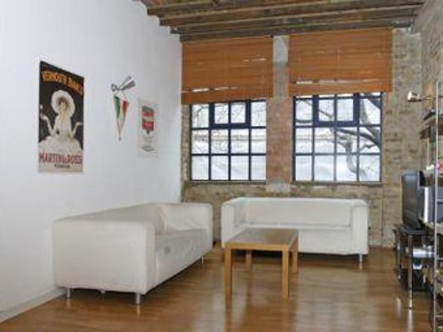 2 Bedrooms Flat for rent in Long Lane, London SE1
