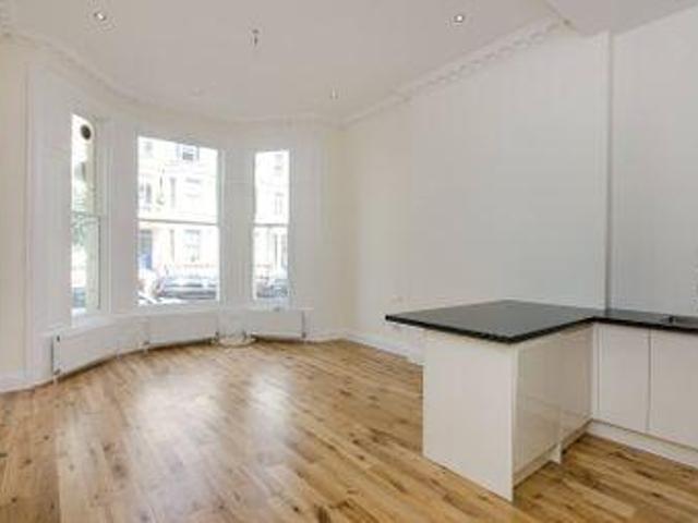 2 Bedrooms Flat for rent in Longridge Road, Earls Court SW5