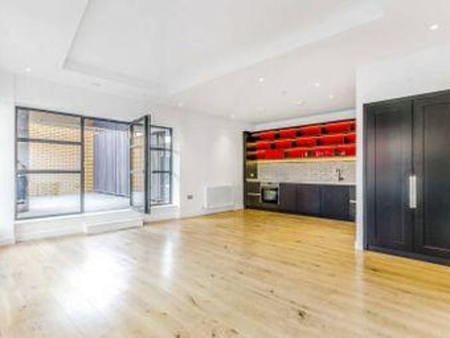 2 Bedrooms Flat for rent in London City Island, Canary Wharf E14
