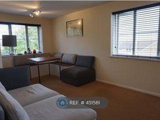 2 Bedrooms Flat for rent in London, London SE26