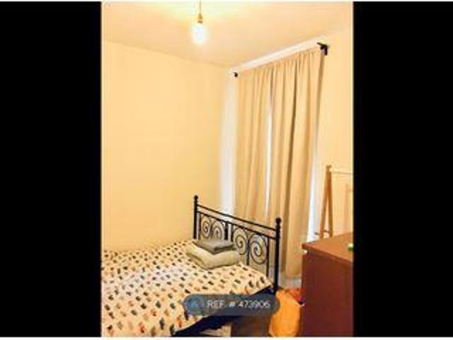 2 Bedrooms Flat for rent in London, London SE8