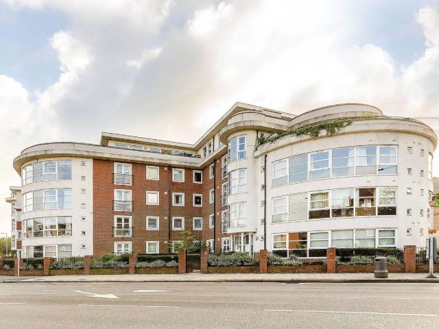 2 Bedrooms Flat for Rent in London Road | Foxtons