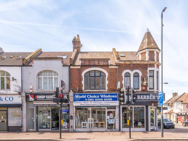 2 Bedrooms Flat for Rent in London Road | Foxtons
