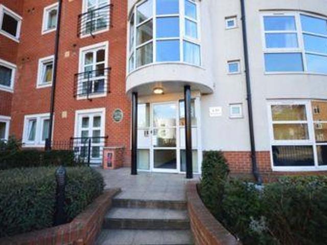 2 Bedrooms Flat for rent in London Road, Kingston Upon Thames KT2