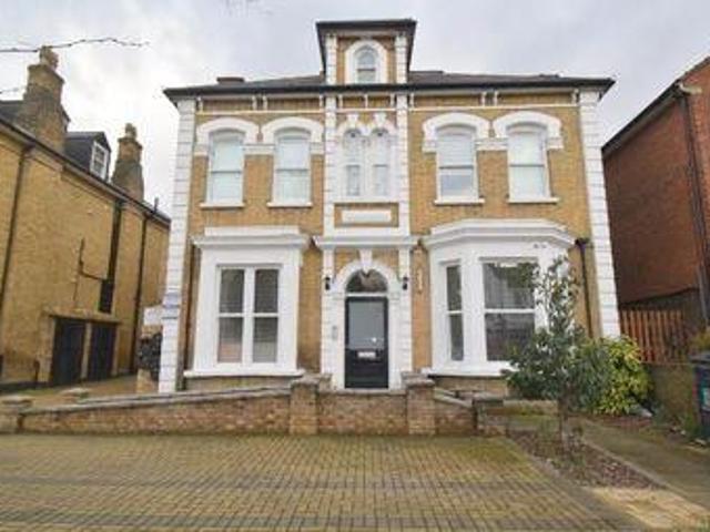 2 Bedrooms Flat for rent in Lonsdale Lodge, Palmerston Road N22