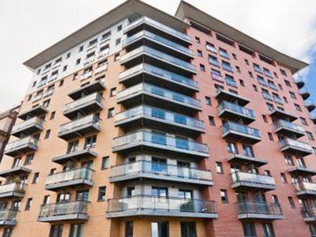 2 Bedrooms Flat for rent in Lord Street, Manchester M4