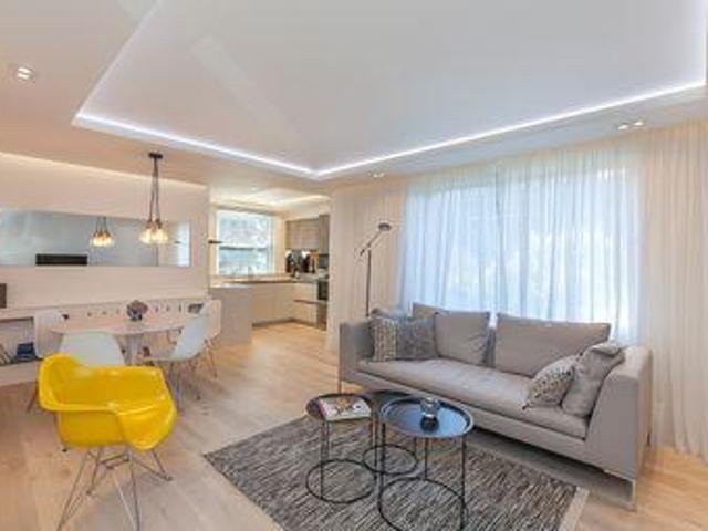2 Bedrooms Flat for rent in Lorne Gardens, London W11