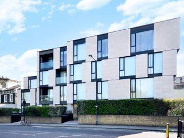 2 Bedrooms Flat for rent in Latitude House, Camden NW1