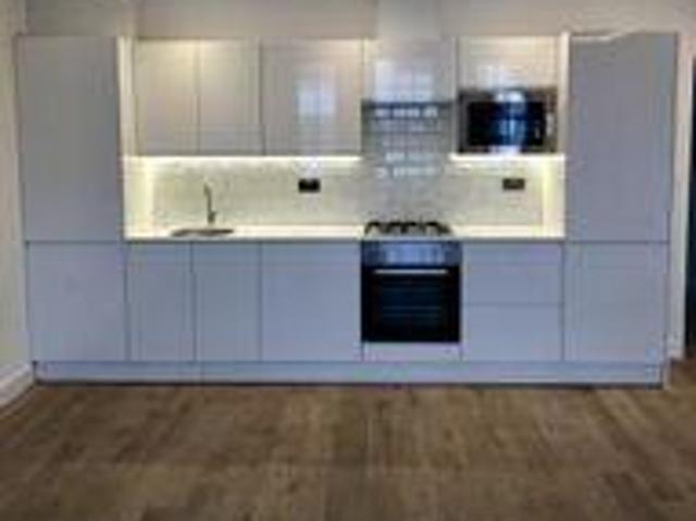 2 Bedrooms Flat for rent in Latitude House, Horn Lane, London, London W3