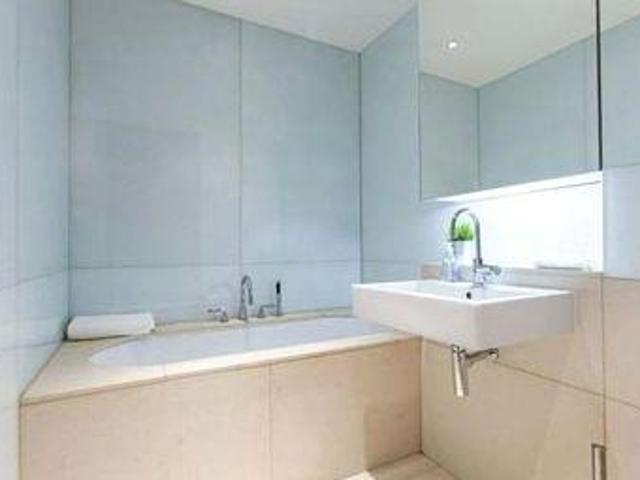 2 Bedrooms Flat for rent in Latitude House, Oval Road, London NW1