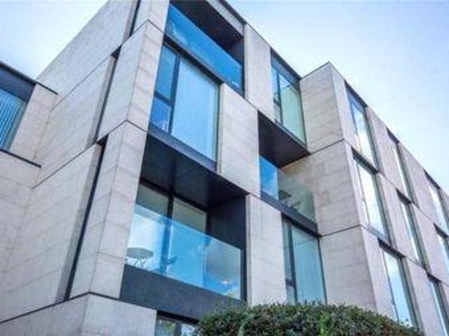 2 Bedrooms Flat for rent in Latitude House, Oval Road, London NW1