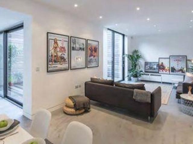 2 Bedrooms Flat for rent in Latitude House, Oval Road, London NW1