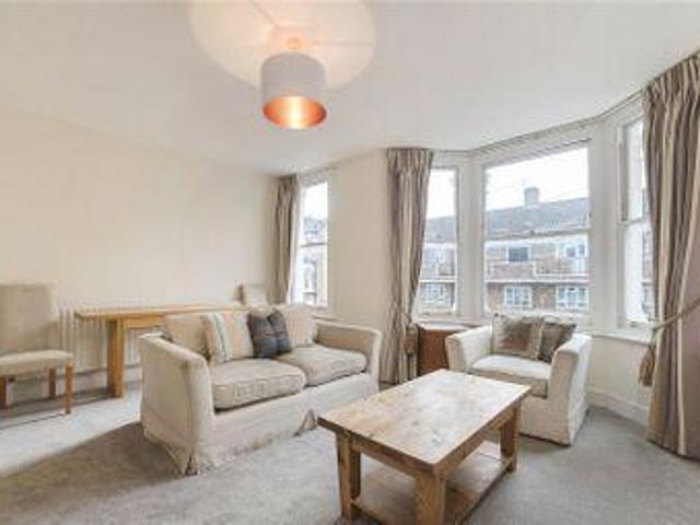 2 Bedrooms Flat for rent in Lavender Sweep, Battersea, London SW11