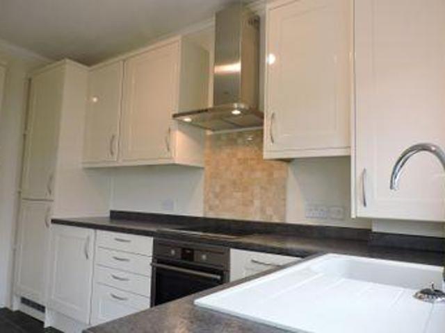 2 Bedrooms Flat for rent in Lawrence Road, Hove BN3