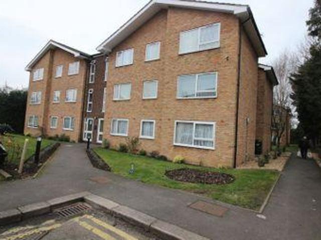2 Bedrooms Flat for rent in Laburnum Court, Collapit Close, Harrow HA1