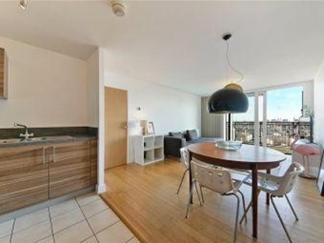 2 Bedrooms Flat for rent in Labyrinth Tower, Dalston Square, London E8