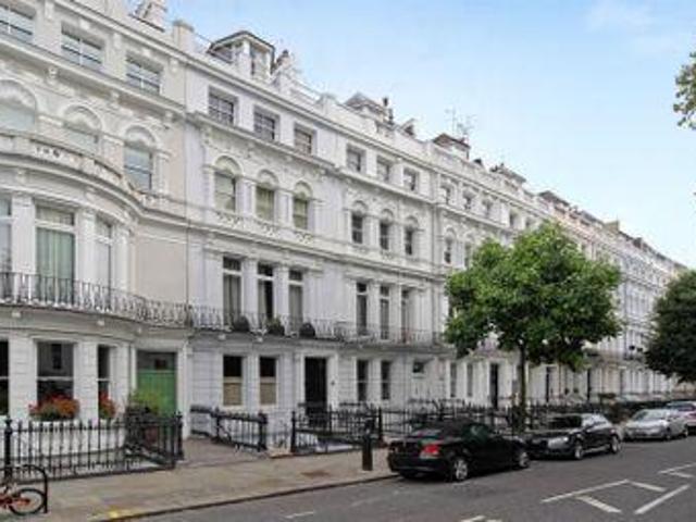 2 Bedrooms Flat for rent in Ladbroke Gardens, London W11