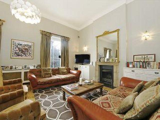 2 Bedrooms Flat for rent in Ladbroke Grove, London W11