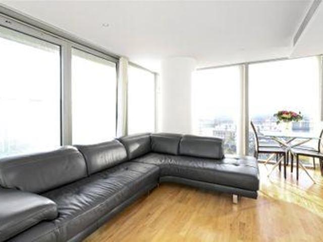 2 Bedrooms Flat for rent in Landmark East, 24 Marsh Wall, London E14