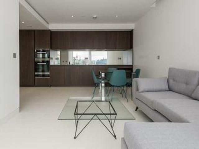 2 Bedrooms Flat for rent in Landmark Place, City Of London EC3R