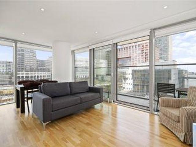 2 Bedrooms Flat for rent in Landmark West, 22 Marsh Wall, London E14