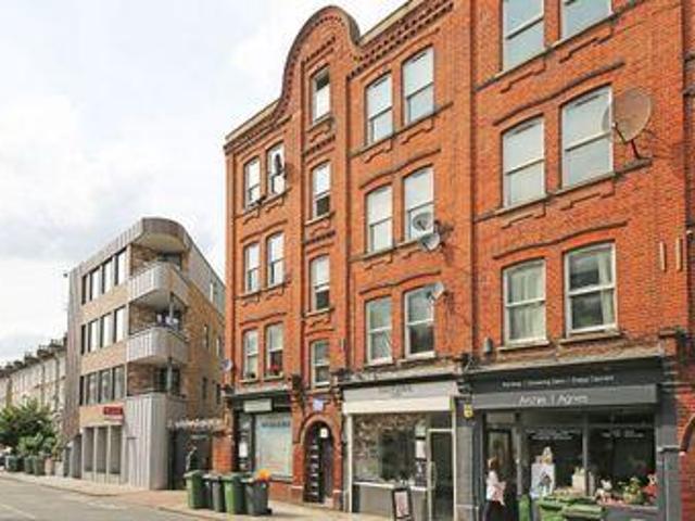 2 Bedrooms Flat for rent in Landor Road, London SW9