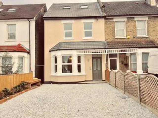 2 Bedrooms Flat for rent in Lansdowne Road, Croydon CR0
