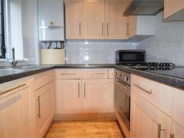 2 Bedrooms Flat for rent in Lansdowne Road, Croydon, London, London CR0