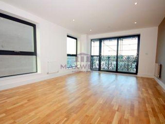 2 Bedrooms Flat for rent in Leven Wharf, Leven Road, London E14