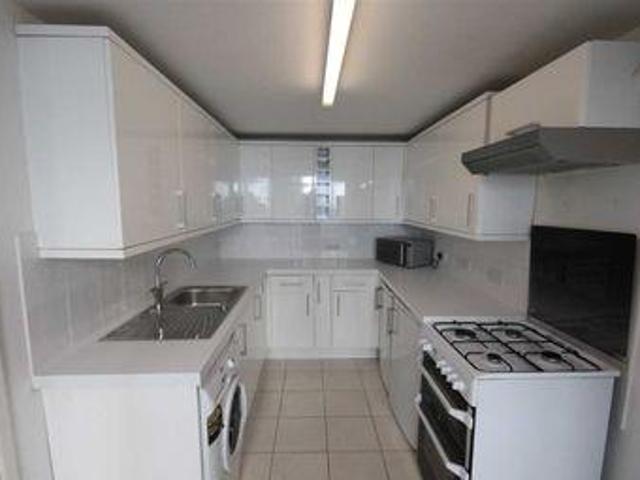 2 Bedrooms Flat for rent in Lewes Road, Brighton BN2