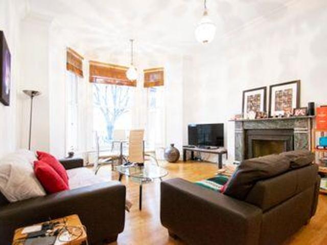2 Bedrooms Flat for rent in Lexham Gardens, Kensington, London W8