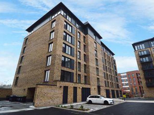 2 Bedrooms Flat for rent in Lexington Gardens, Birmingham City Centre, Birmingham B15
