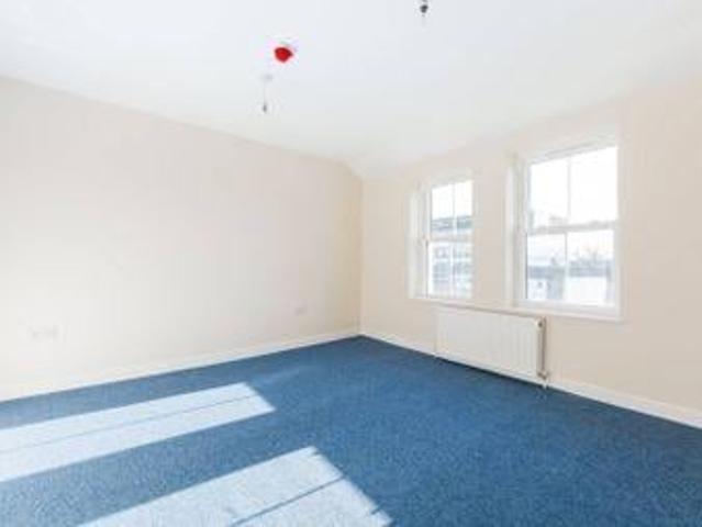 2 Bedrooms Flat for rent in Leytonstone Road, Stratford E15