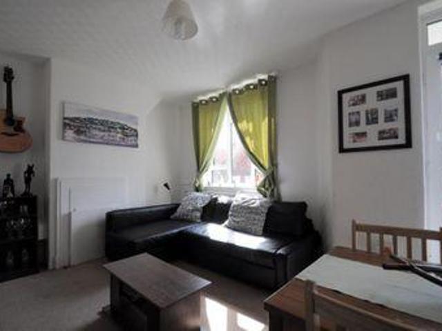 2 Bedrooms Flat for rent in Leary House, London SE11