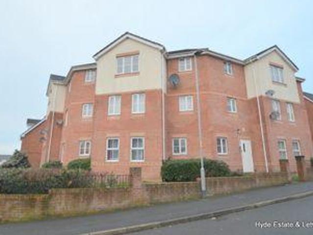 2 Bedrooms Flat for rent in Leegrange Road, Blackley, Manchester M9