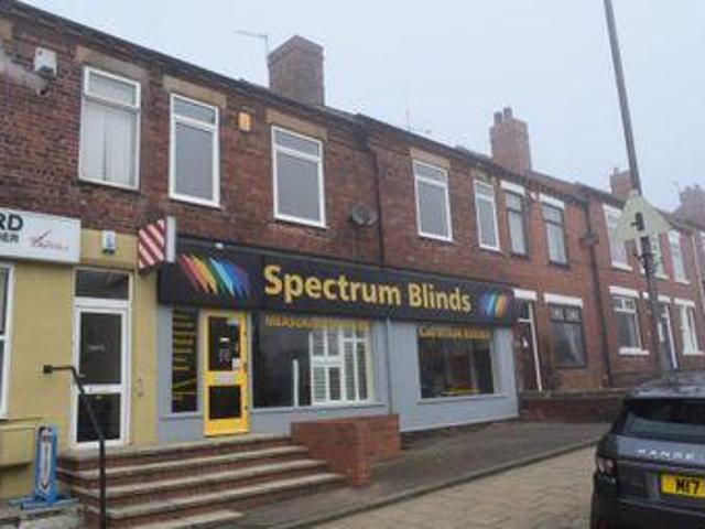 2 Bedrooms Flat for rent in Leeds Road, Outwood, Wakefield WF1