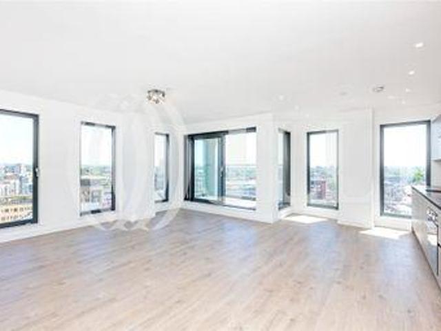 2 Bedrooms Flat for rent in Legacy Tower, Station Street, London E15