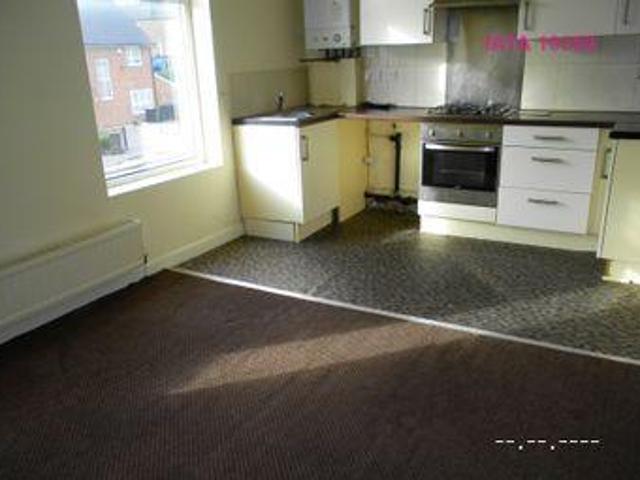 2 Bedrooms Flat for rent in Leicester Road, Salford M7