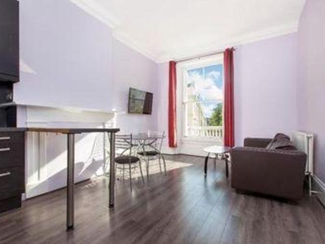 2 Bedrooms Flat for rent in Leinster Gardens, London W2